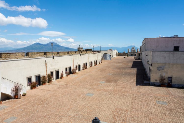 Castel Sant'Elmo: medieval castle in Naples - Italia.it