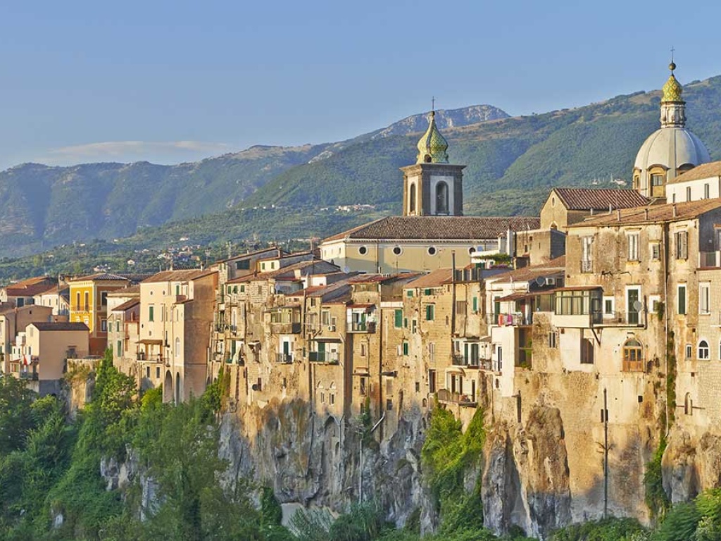 Visit Sant'Agata de' Goti, a village in Campania - Italia.it