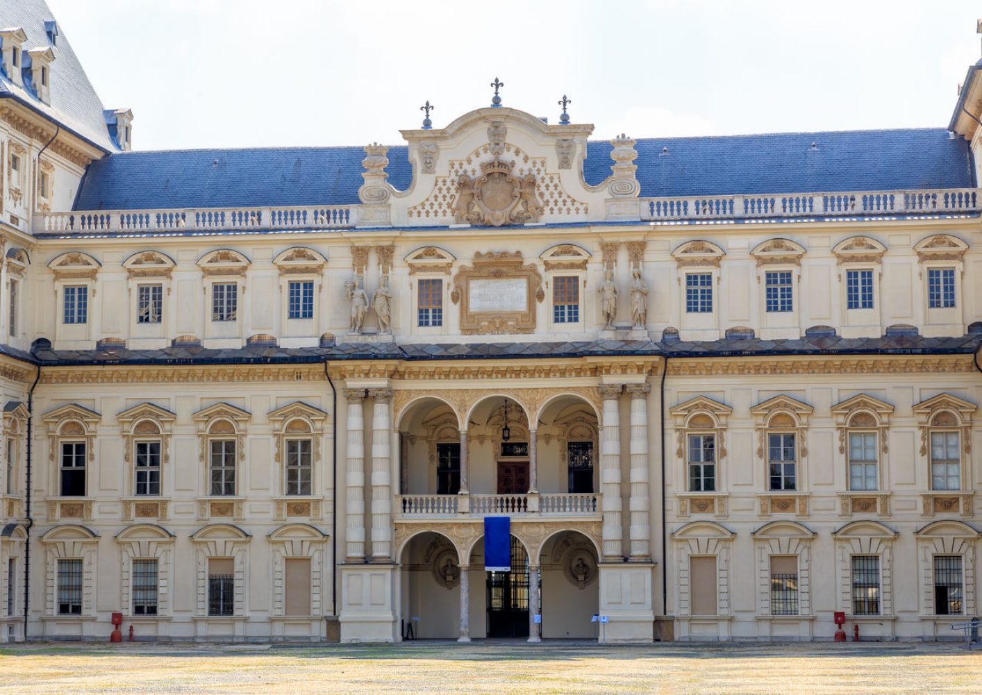 Castello del Valentino in Turin: what to visit - Italia.it