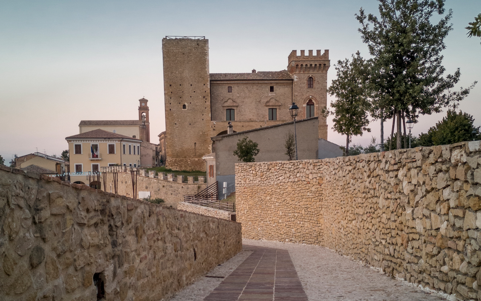 Road Trip Itinerary from Ortona to Palena: Six days - Italia.it