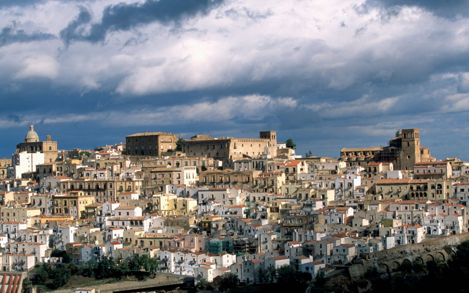 Lower Basento: an itinerary through villages and parks - Italia.it