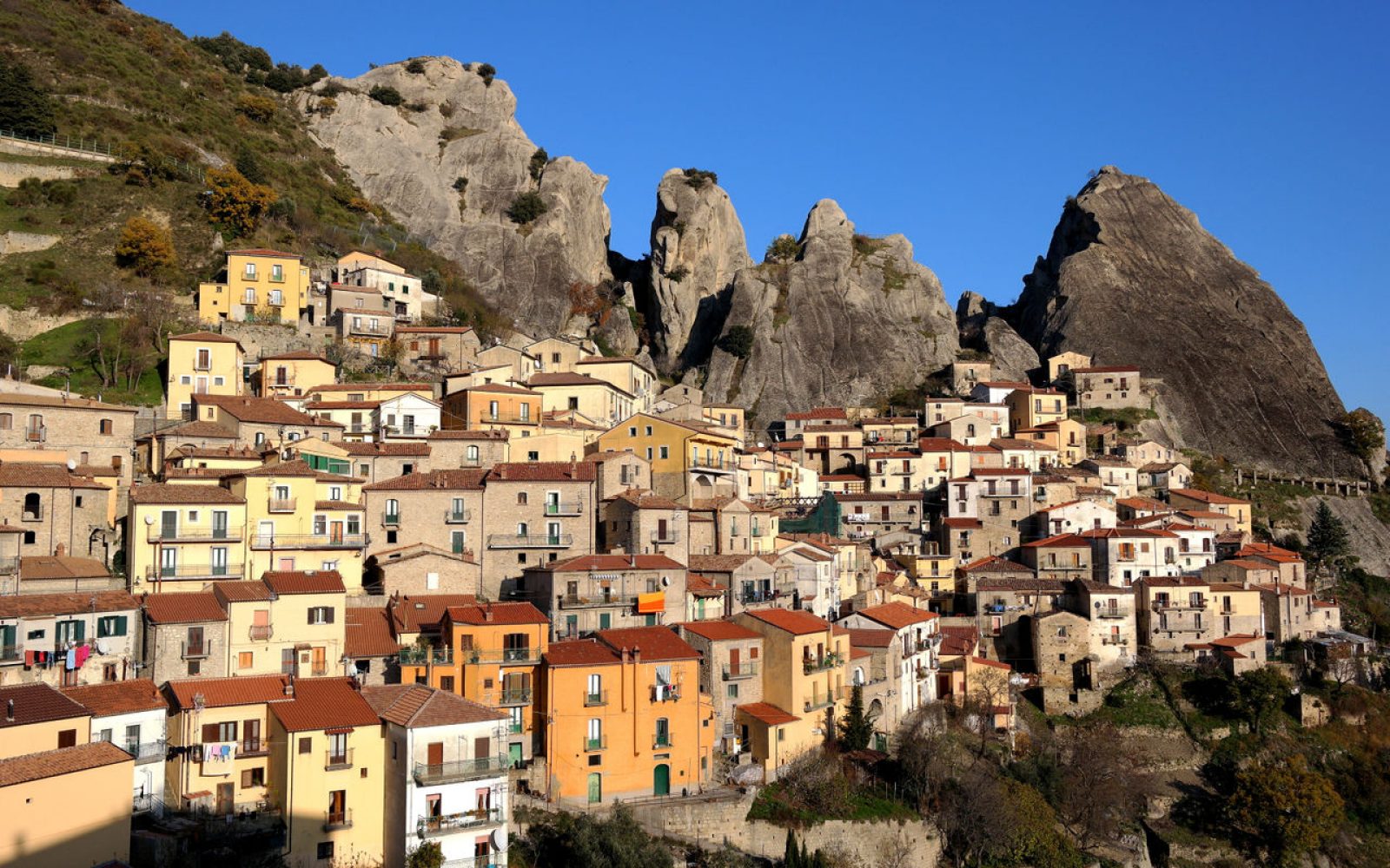 Lower Basento: an itinerary through villages and parks - Italia.it