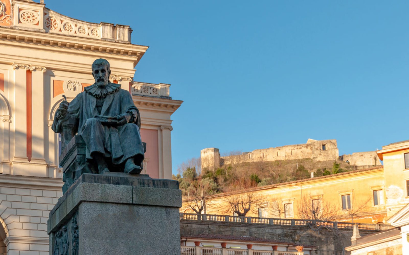 The Wine and Flavors Route: itinerary in the land of the Bruzi - Italia.it