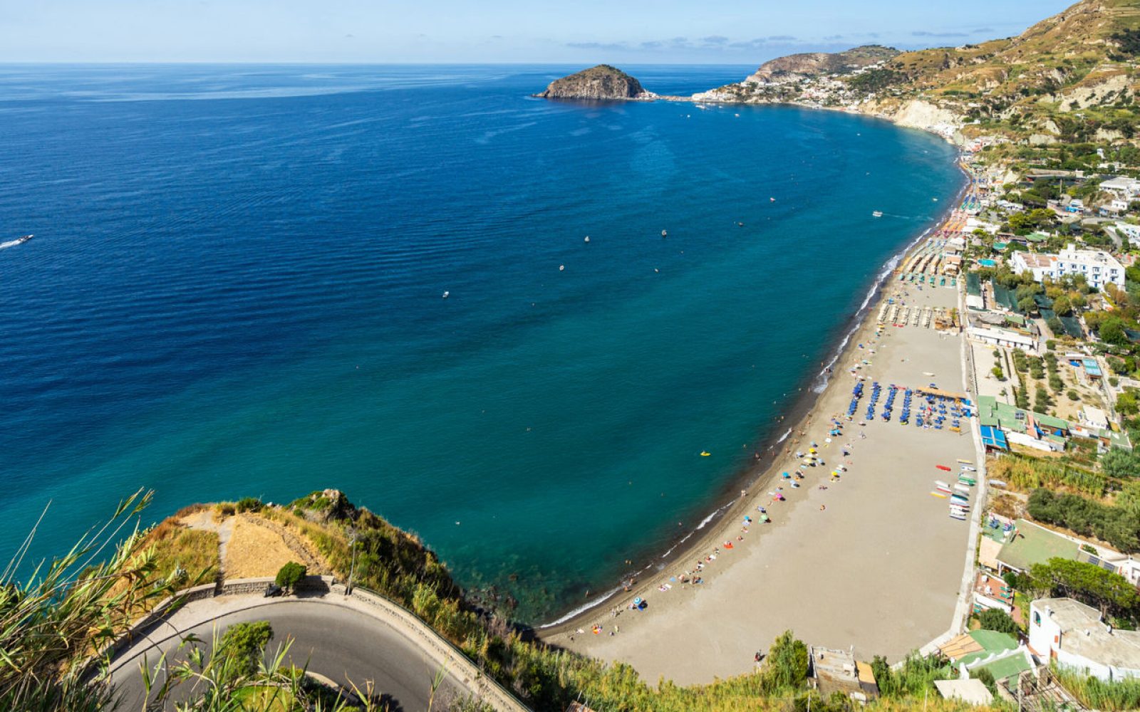 Thermal parks and beaches in Ischia: itinerary - Italia.it