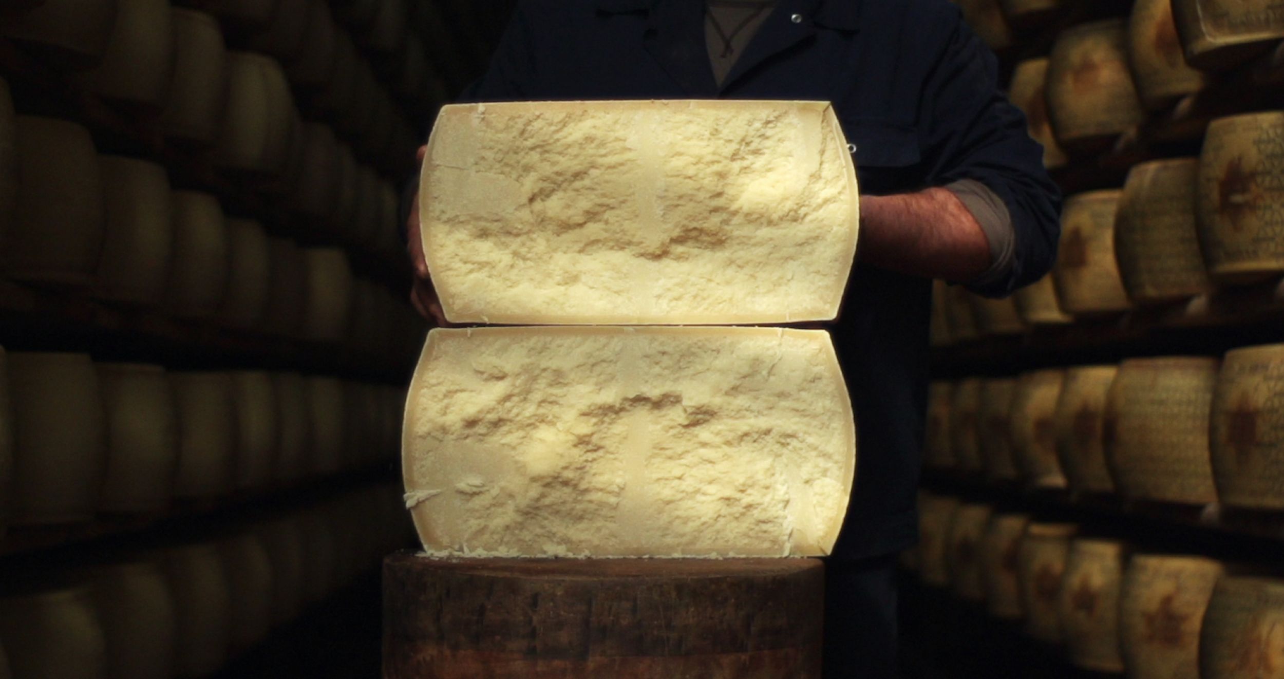 Parmigiano Reggiano: Italian Cheese - Italia.it