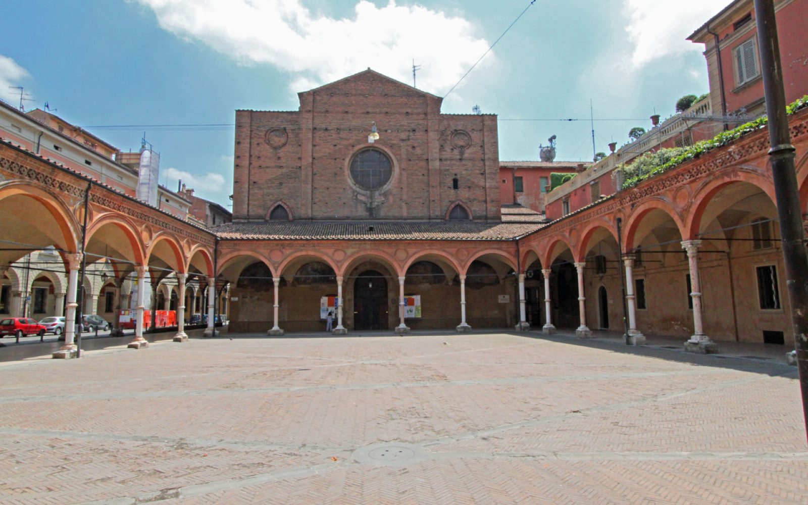 Itinerary for the UNESCO porticoes of Bologna – Italia.it