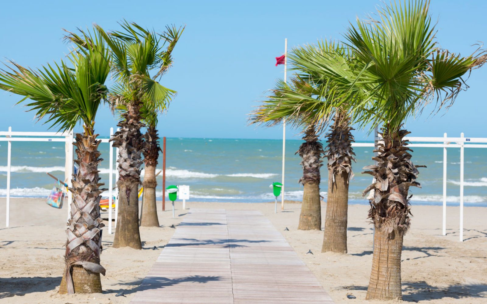 Discover Rimini's seaside architecture - Italia.it