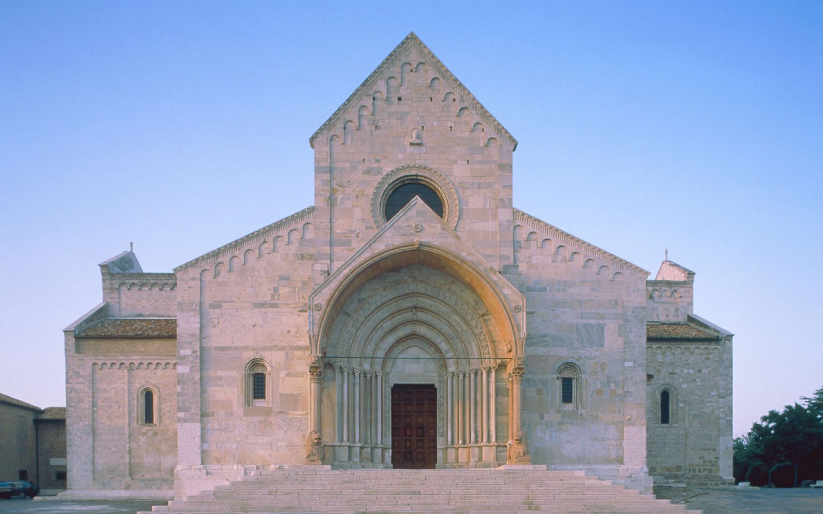 Salt Route: discover Emilia Romagna by boat - Italia.it