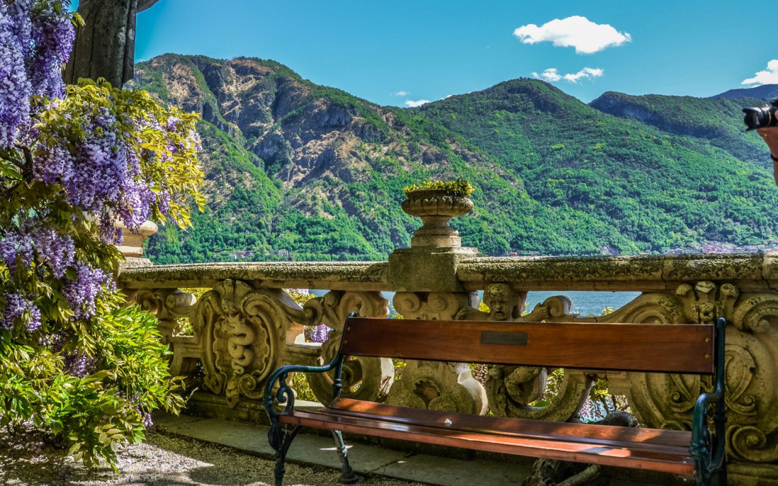 Big benches in Italy: photo contest - Italia.it