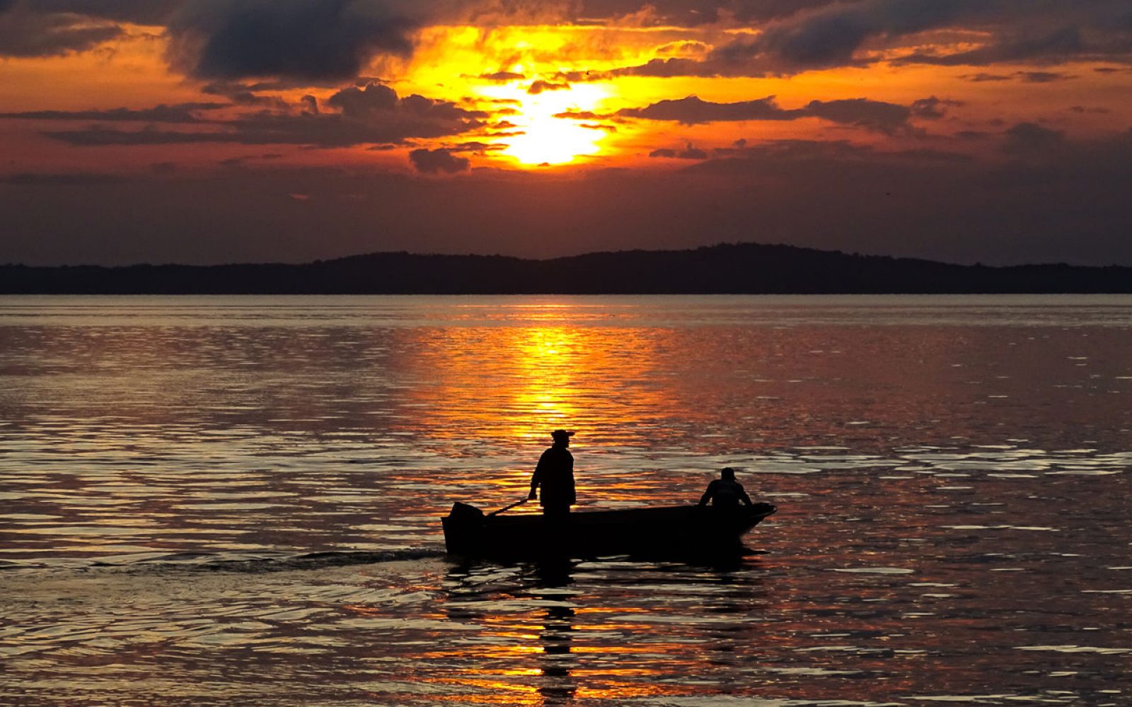 Boat trip down the Po River in Italy: itinerary - Italia.it