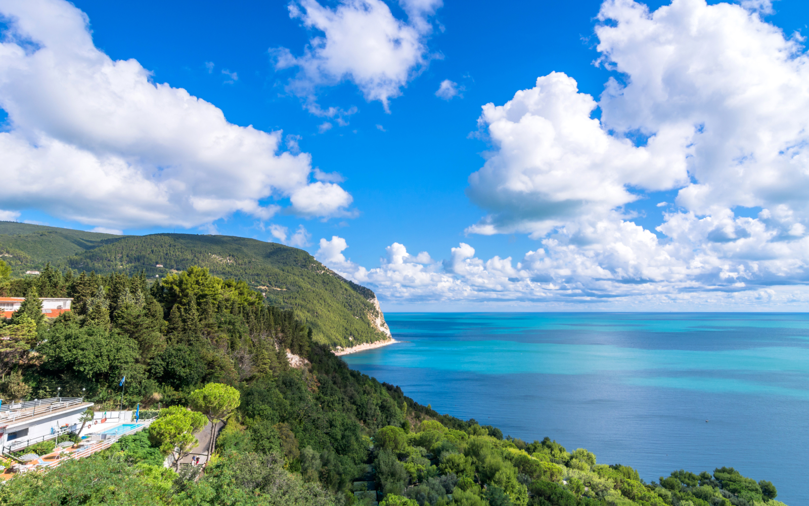 Landscapes of Marche: among hills and mountains - Italia.it Landscapes of Marche: among hills and mountains - Italia.it