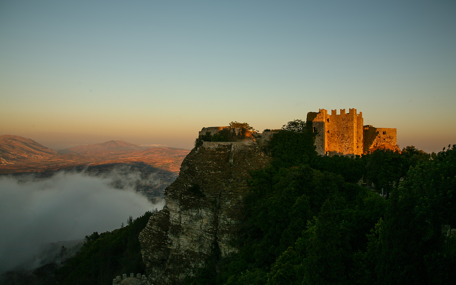 Sicily's landscapes: from Etna to the hinterland - Italia.it