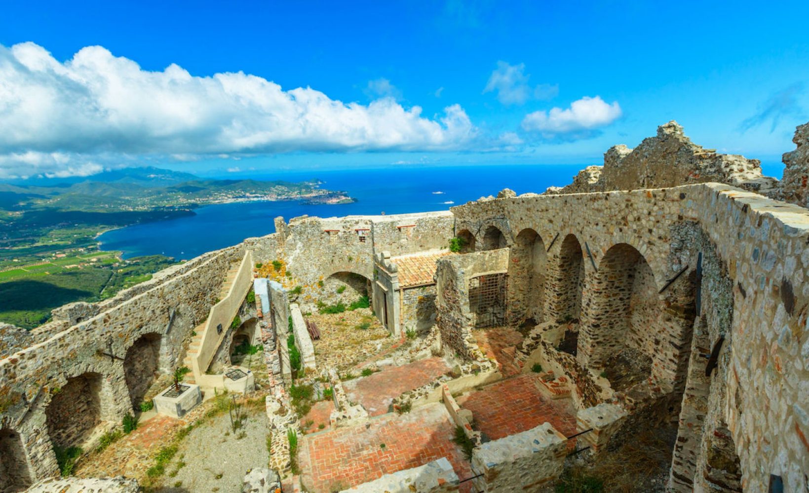 Summer in Tuscany: things to do on Elba Island - Italia.it