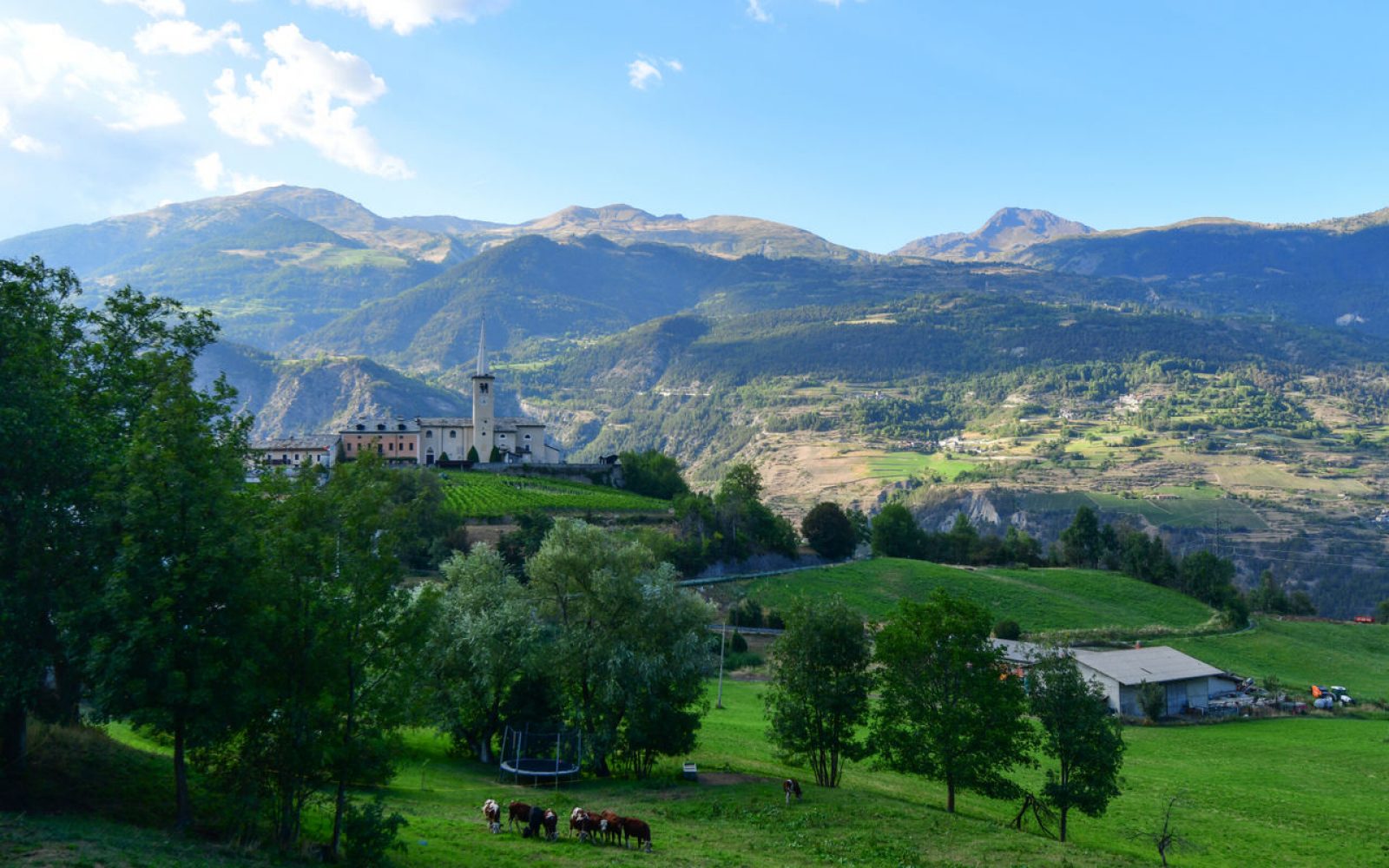 From Aosta to Fenis: itinerary by bike - Italia.it