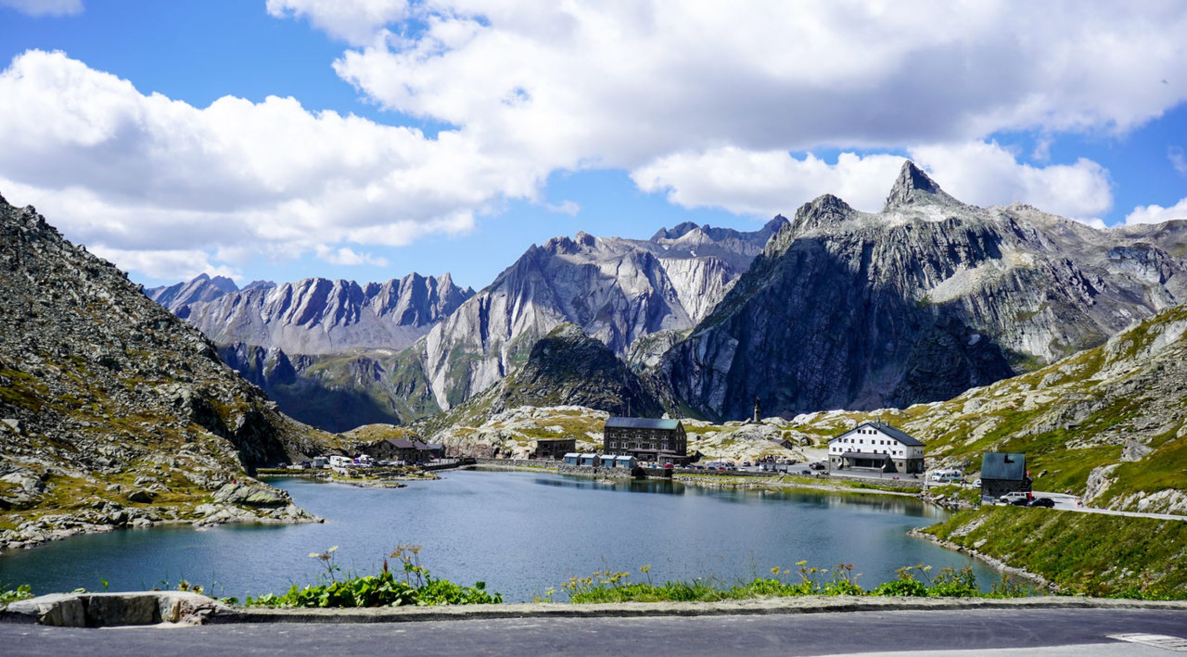 The Great St. Bernard Pass, an Alpine pass route - Italia.it
