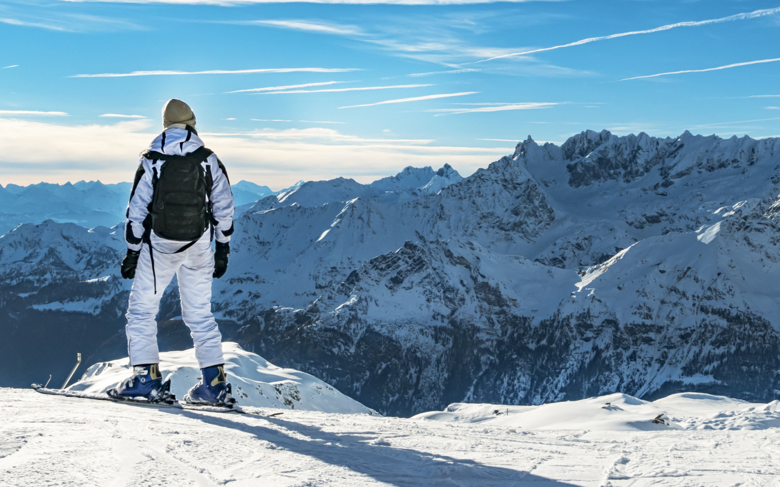 Winter in Cervinia: ski & hiking - Italia.it
