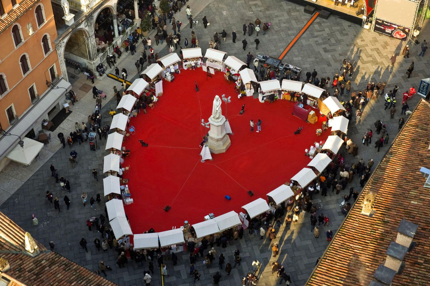 Valentine's day: romantic holiday in Italy - Italia.it