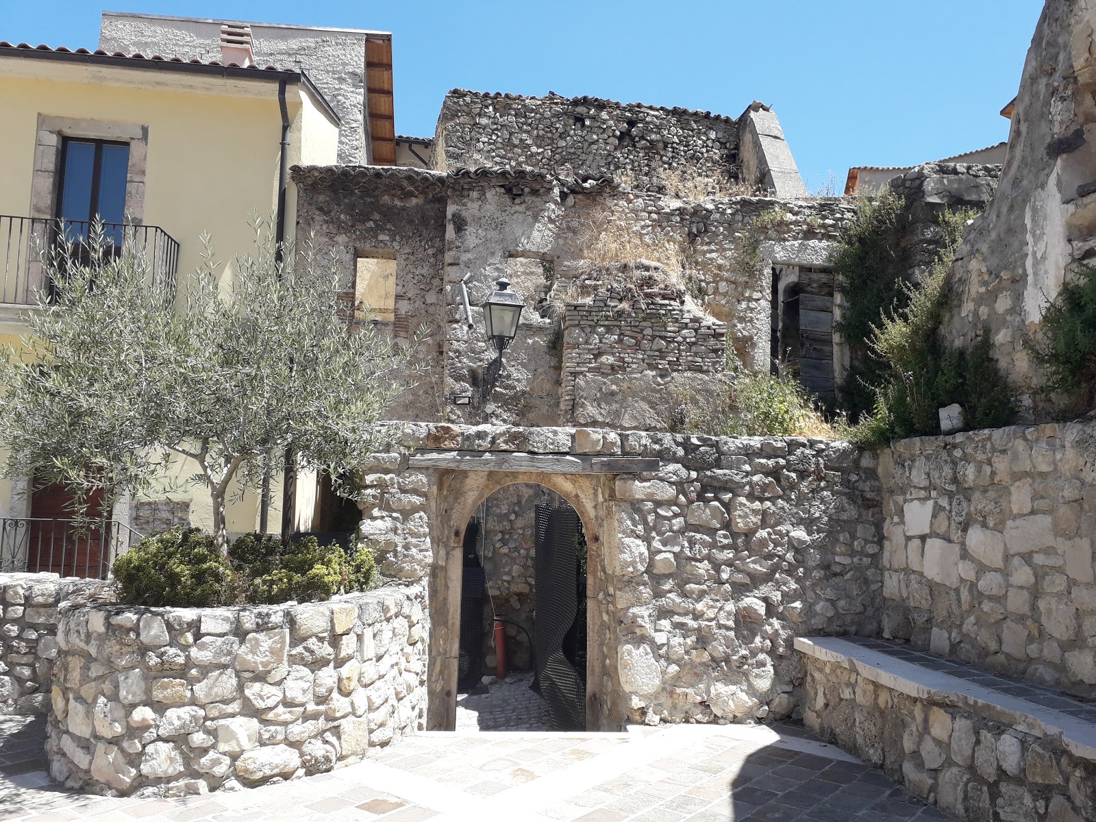 Bugnara, pueblo en Abruzos: qué ver - Italia.it