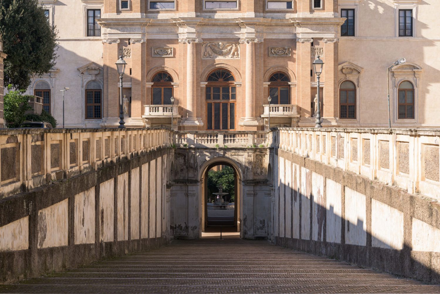 Plaza Barberini: qué ver y hacer en Roma - Italia.it