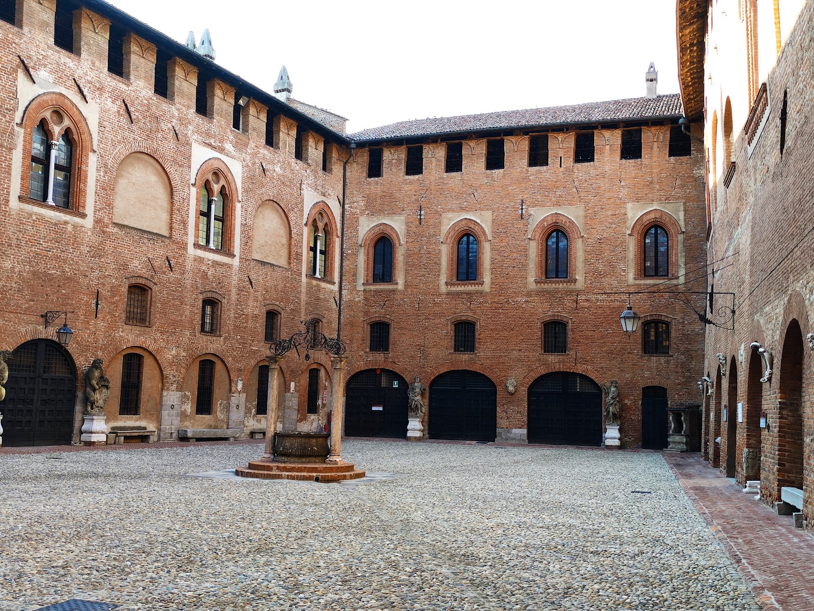 Castello Bolognini di Sant’Angelo Lodigiano - Italia.it