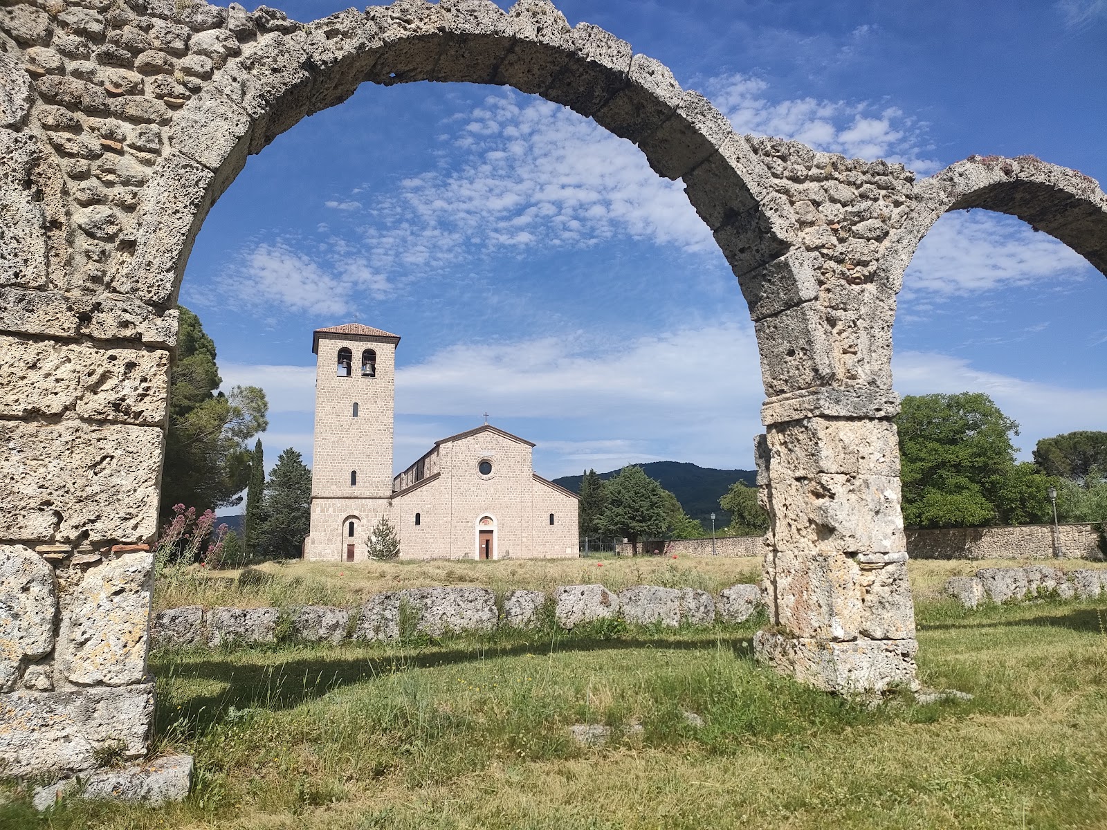 Abbazia di San Vincenzo al Volturno, Rocchetta a Volturno - Italia.it