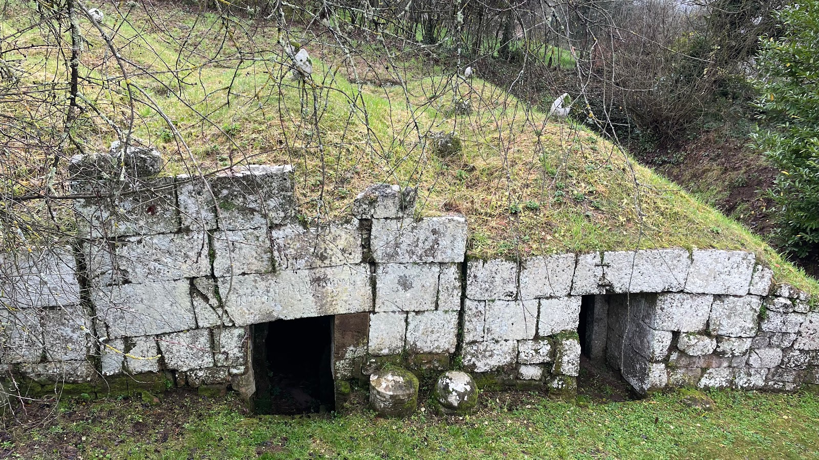 Necropoli etrusca di Crocifisso del Tufo, Orvieto - Italia.it