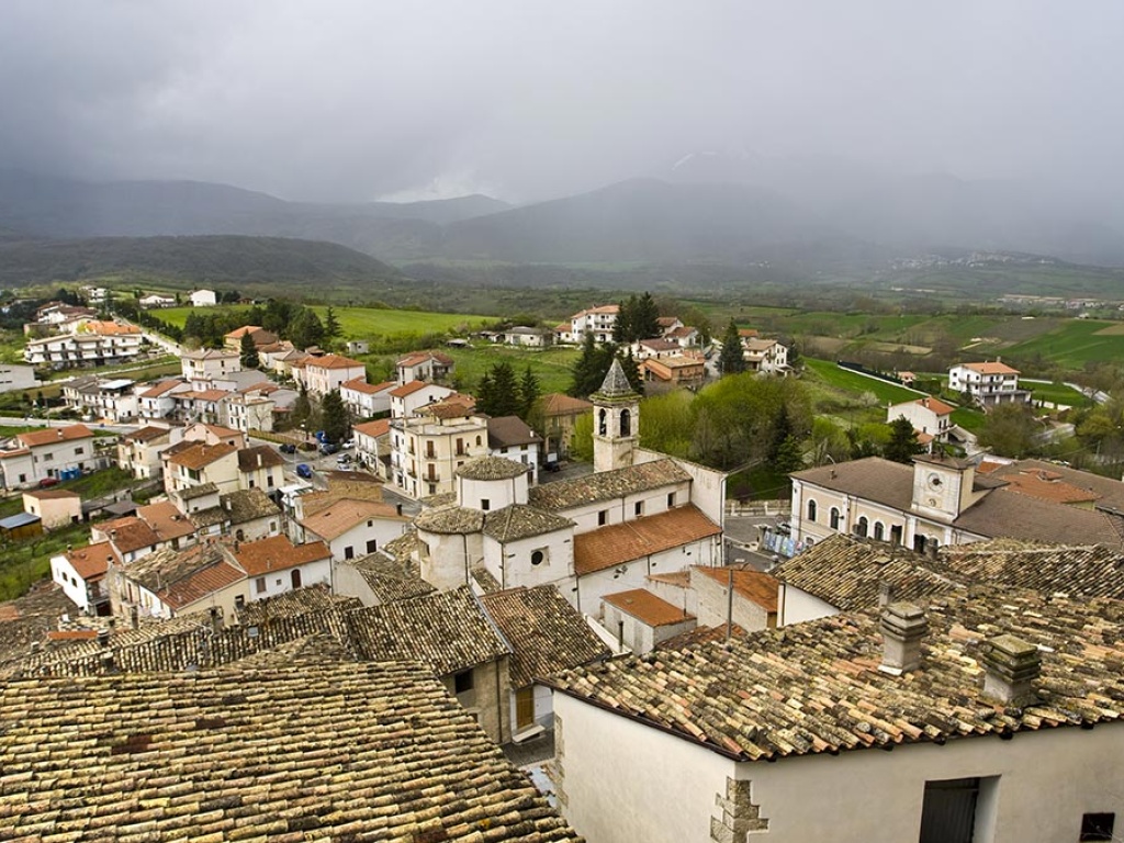 Castel di Ieri, borgo in Abruzzo: cosa vedere - Italia.it