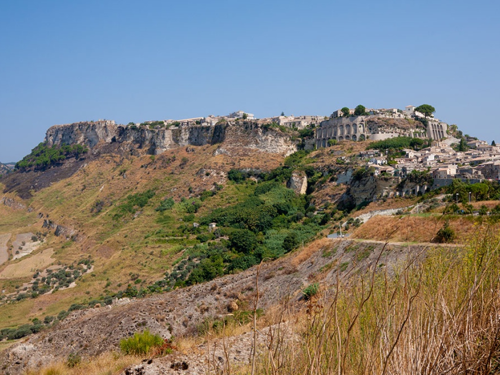 Gerace, borgo in Calabria: cosa vedere - Italia.it