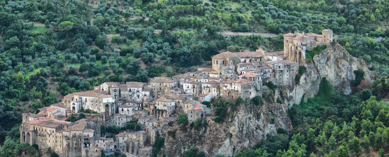 Oriolo, borgo in Calabria: cosa vedere - Italia.it