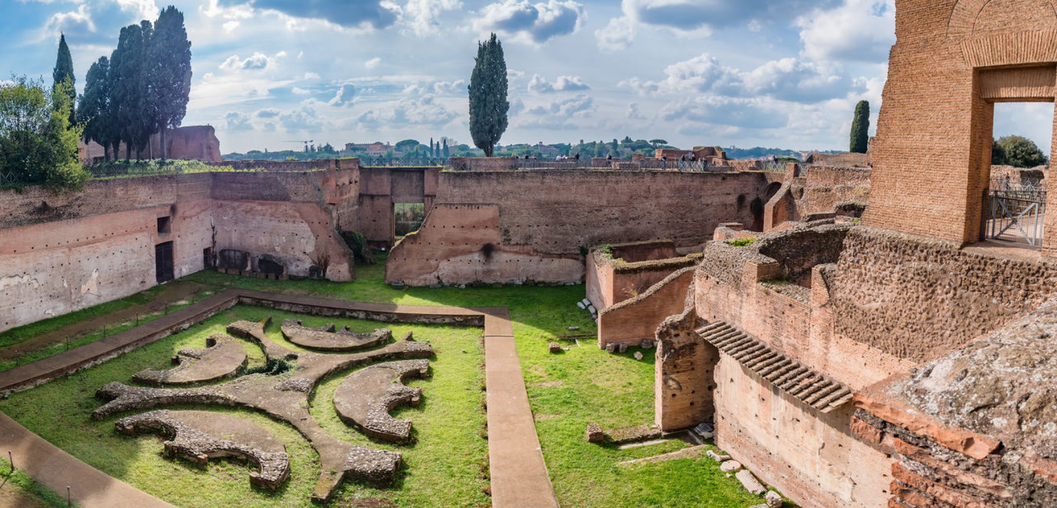 Visita il Palatino: uno dei 7 colli di Roma - Italia.it