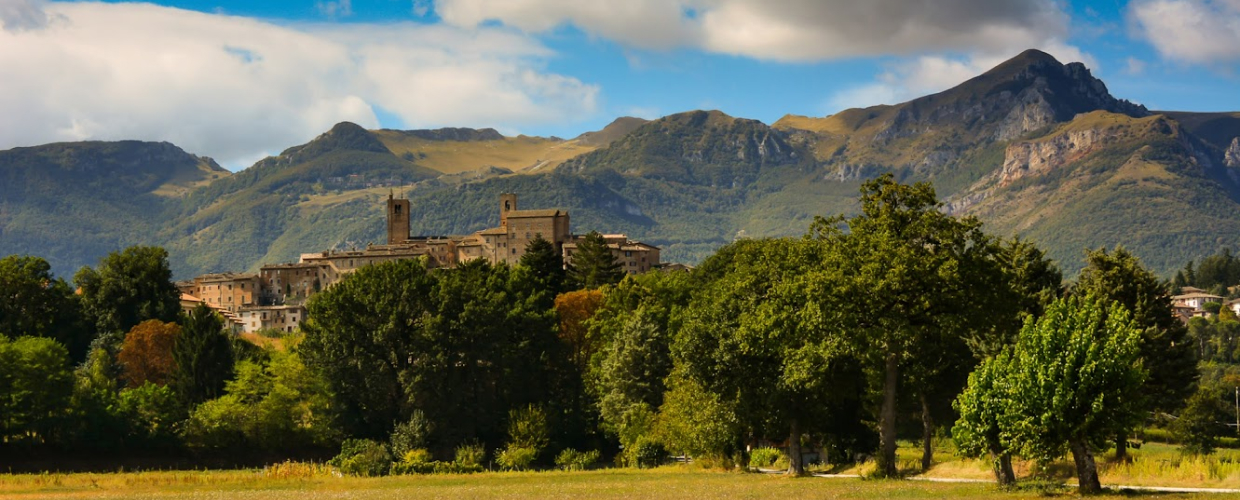 Sarnano, borgo nelle Marche: cosa vedere - Italia.it