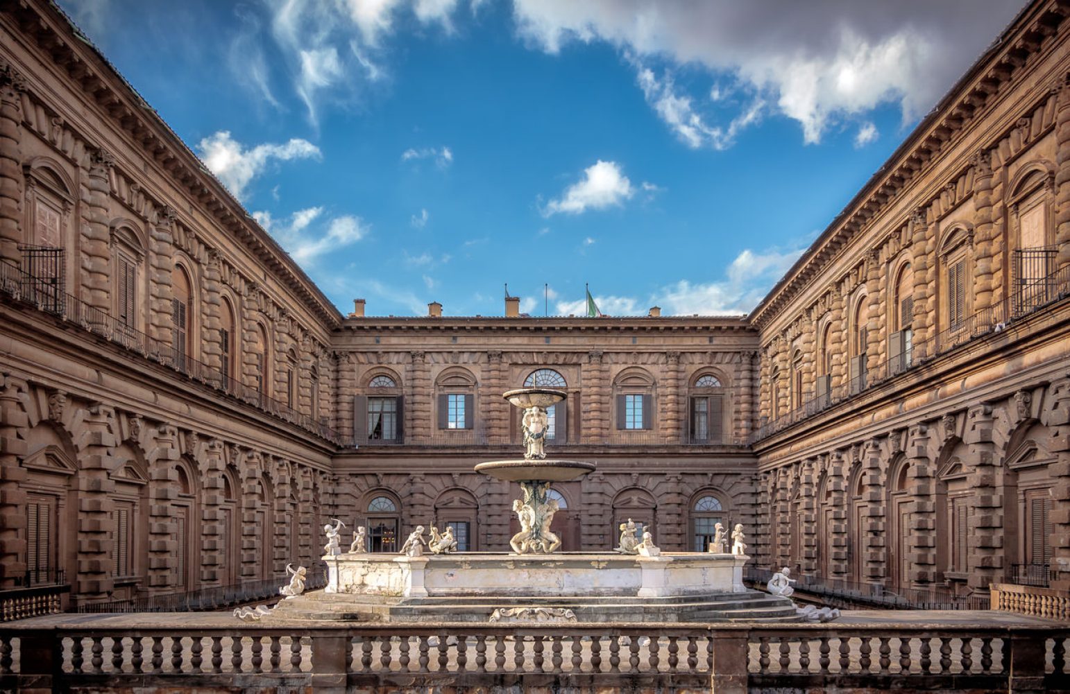 Palazzo Pitti a Firenze: cosa visitare - Italia.it