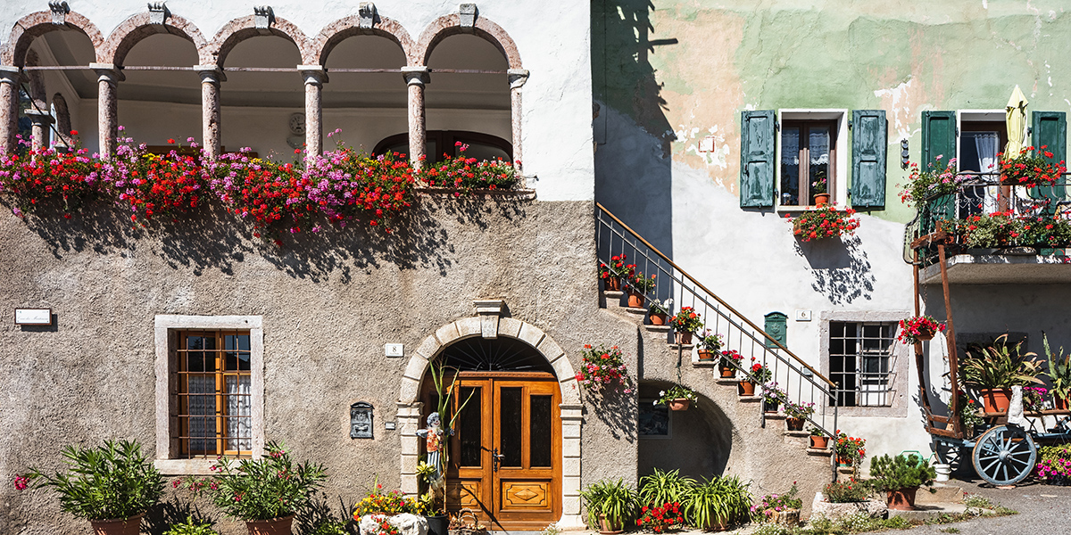 Visita San Lorenzo in Banale, borgo in Trentino - Italia.it