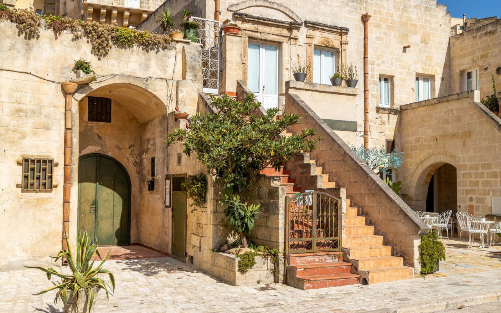 5 Panoramic viewpoints of Matera and its Sassi - Italia.it