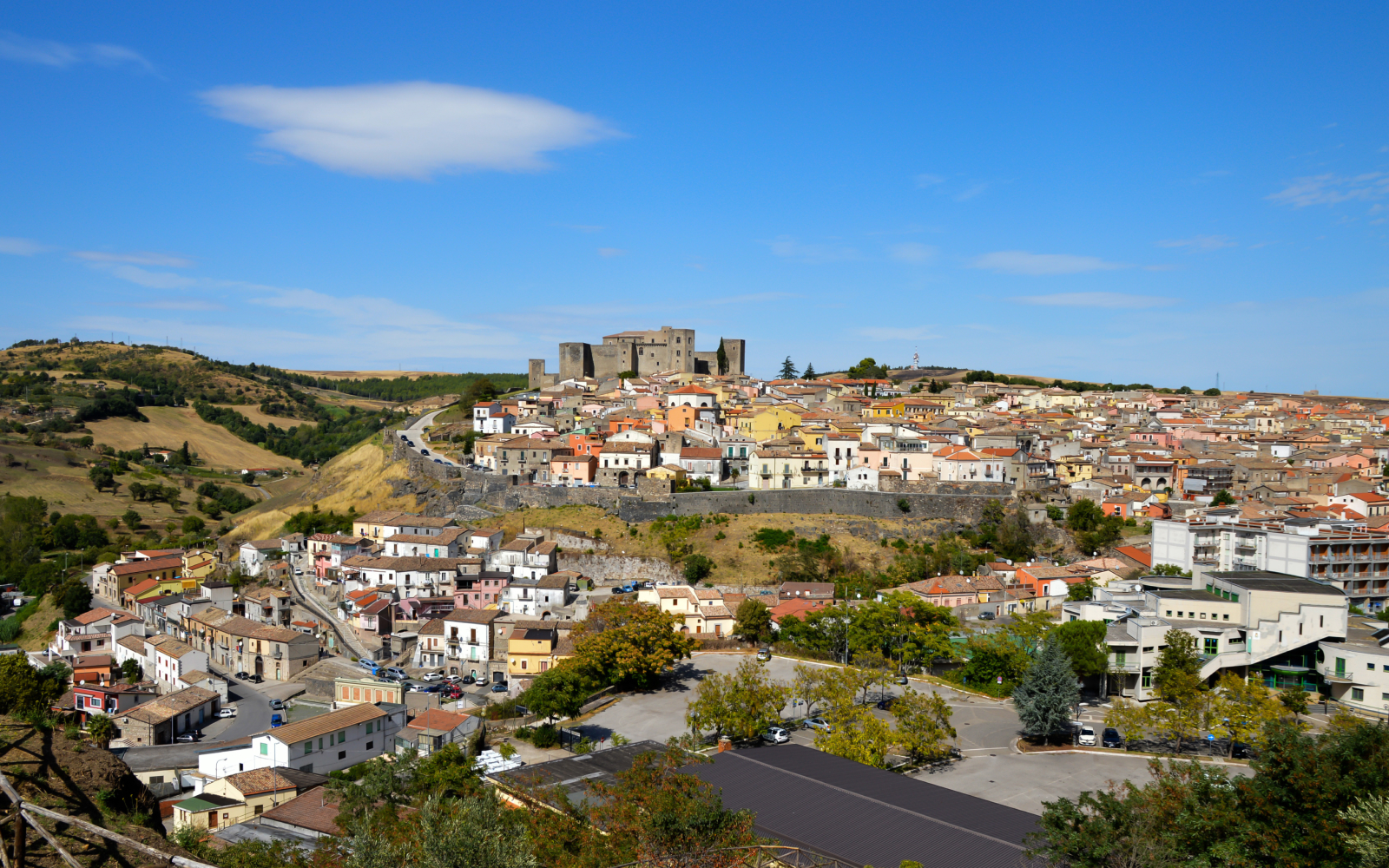 CAI Basilicata Trail: Melfi - Italia.it