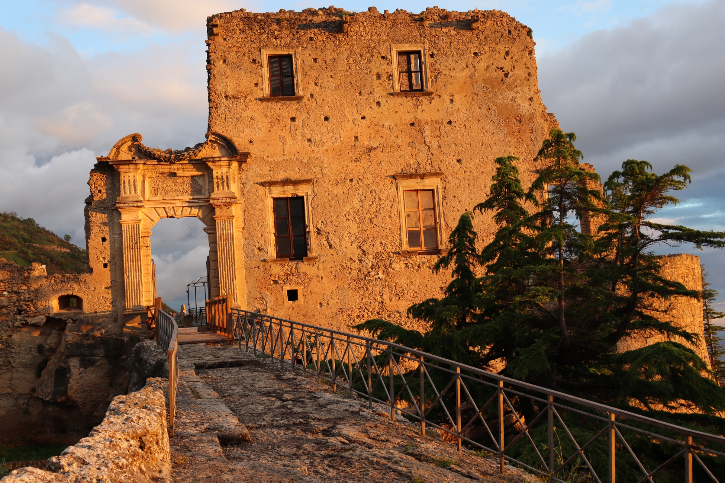 Tour tra I Borghi più Belli d'Italia in Calabria. Italia.it