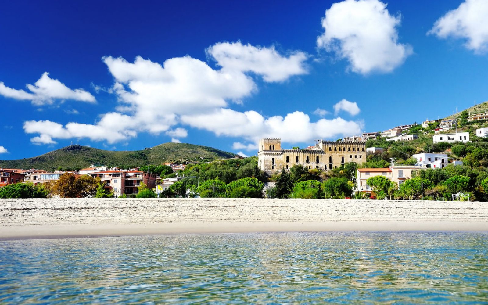 The Sibilla Route: discover Campania by boat - Italia.it