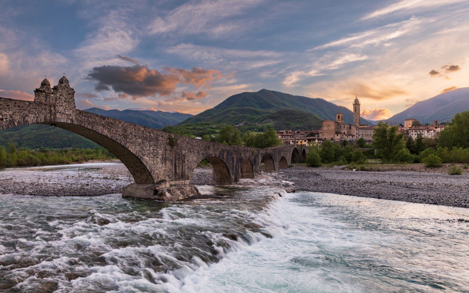 Viaggio in camper alla scoperta dei castelli emiliani - Italia.it
