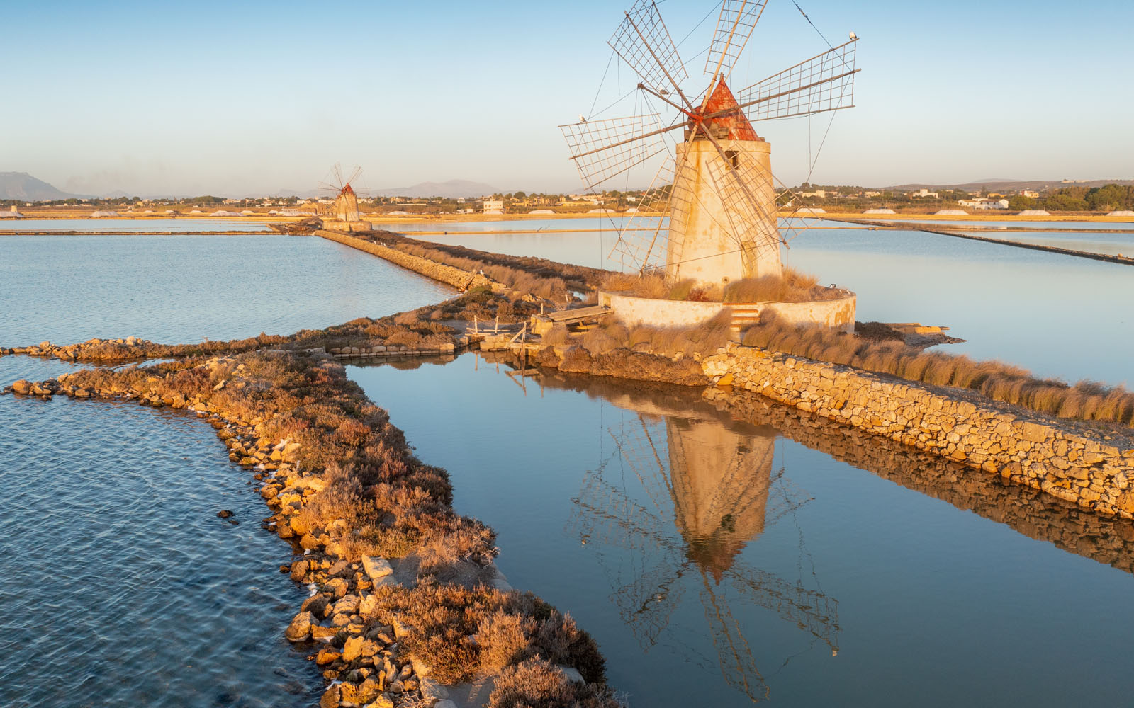 Tour dei 6 mulini più belli d'Italia: cosa fare e vedere - Italia.it