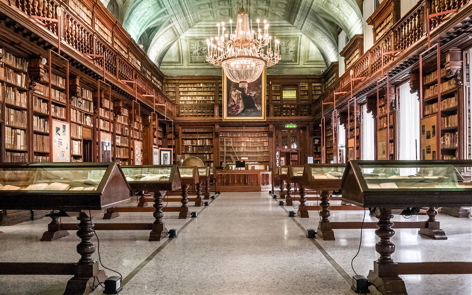 Biblioteche storiche in Italia: le 5 più belle - Italia.it