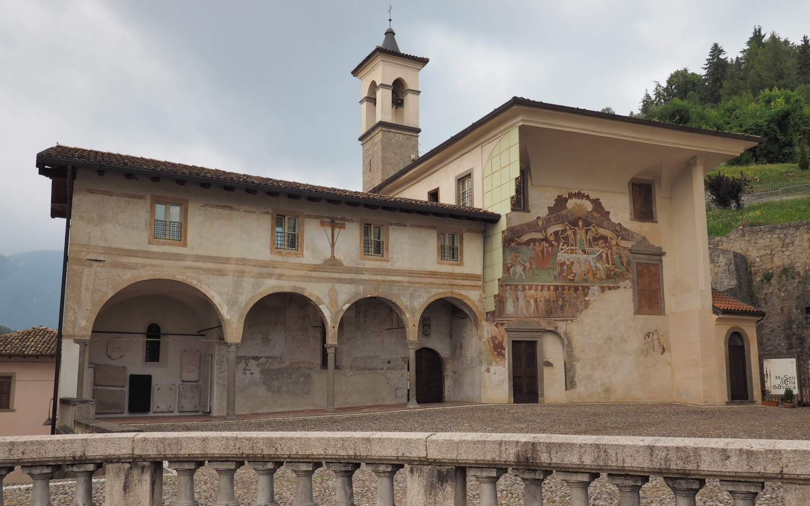 A painted itinerary, in Clusone, between history, art and time - Italia.it