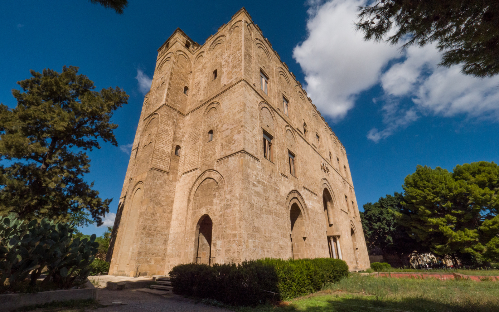 Western Castles between Palermo and Trapani - Italia.it