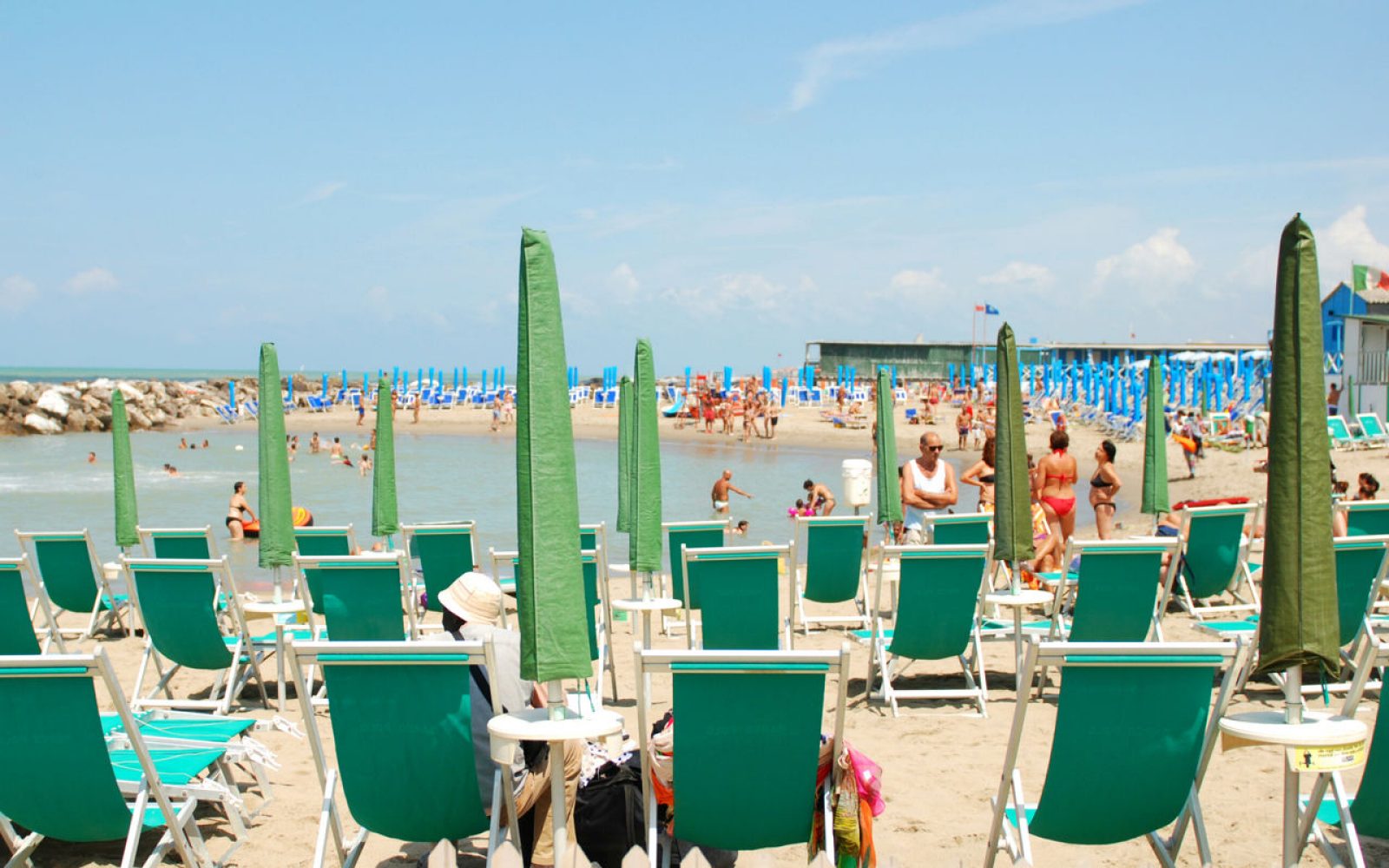 Accessible and inclusive beaches in Tuscany - Italia.it